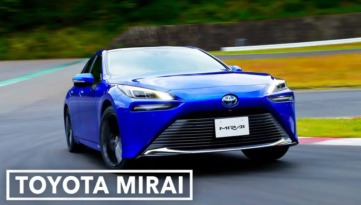 Toyota Mirai Fuel Cell Vehicle Full Review 2022 - Consumer Auto